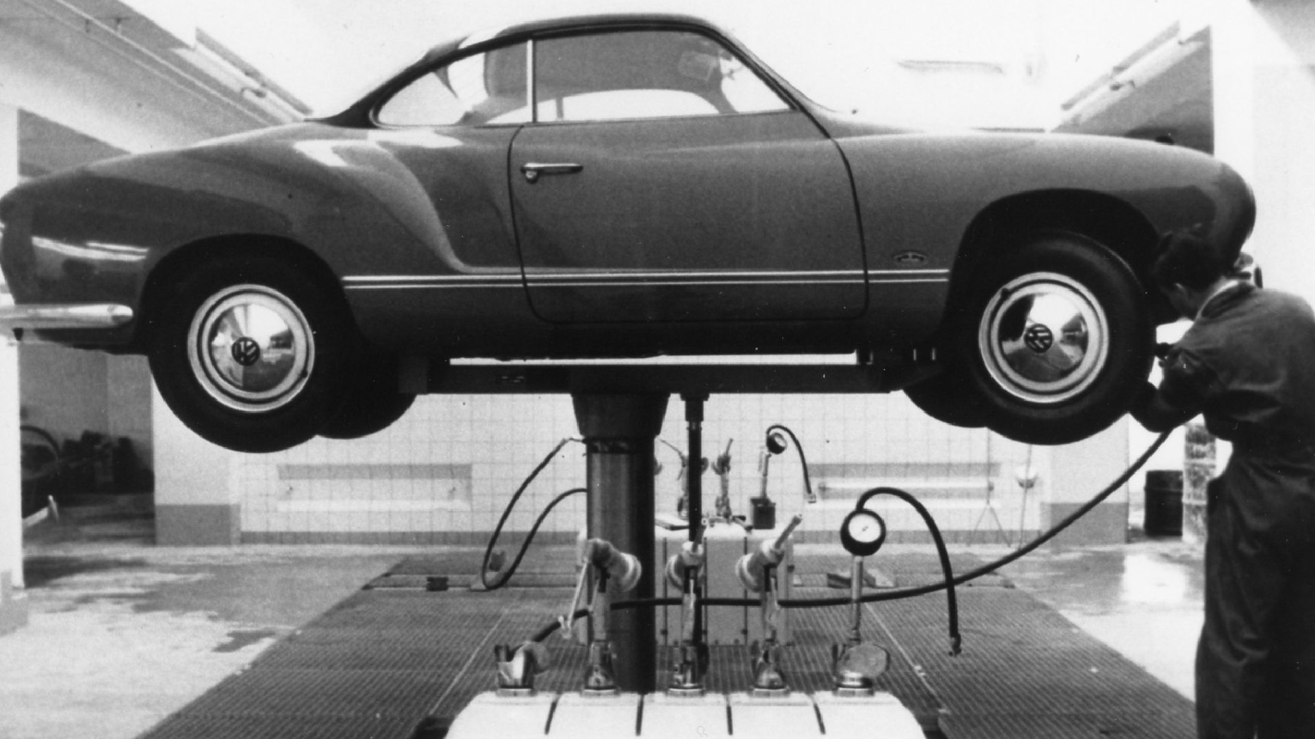 Automontage und Schaulager